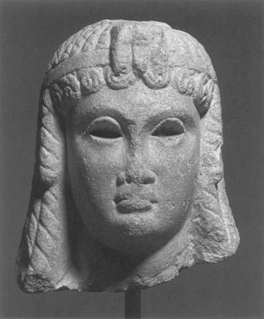 Cleopatra I – Team Queens